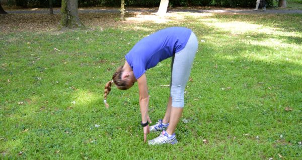 Istezanje u trkača: Pogledajte 10 vježbi za dinamičko istezanje i ...